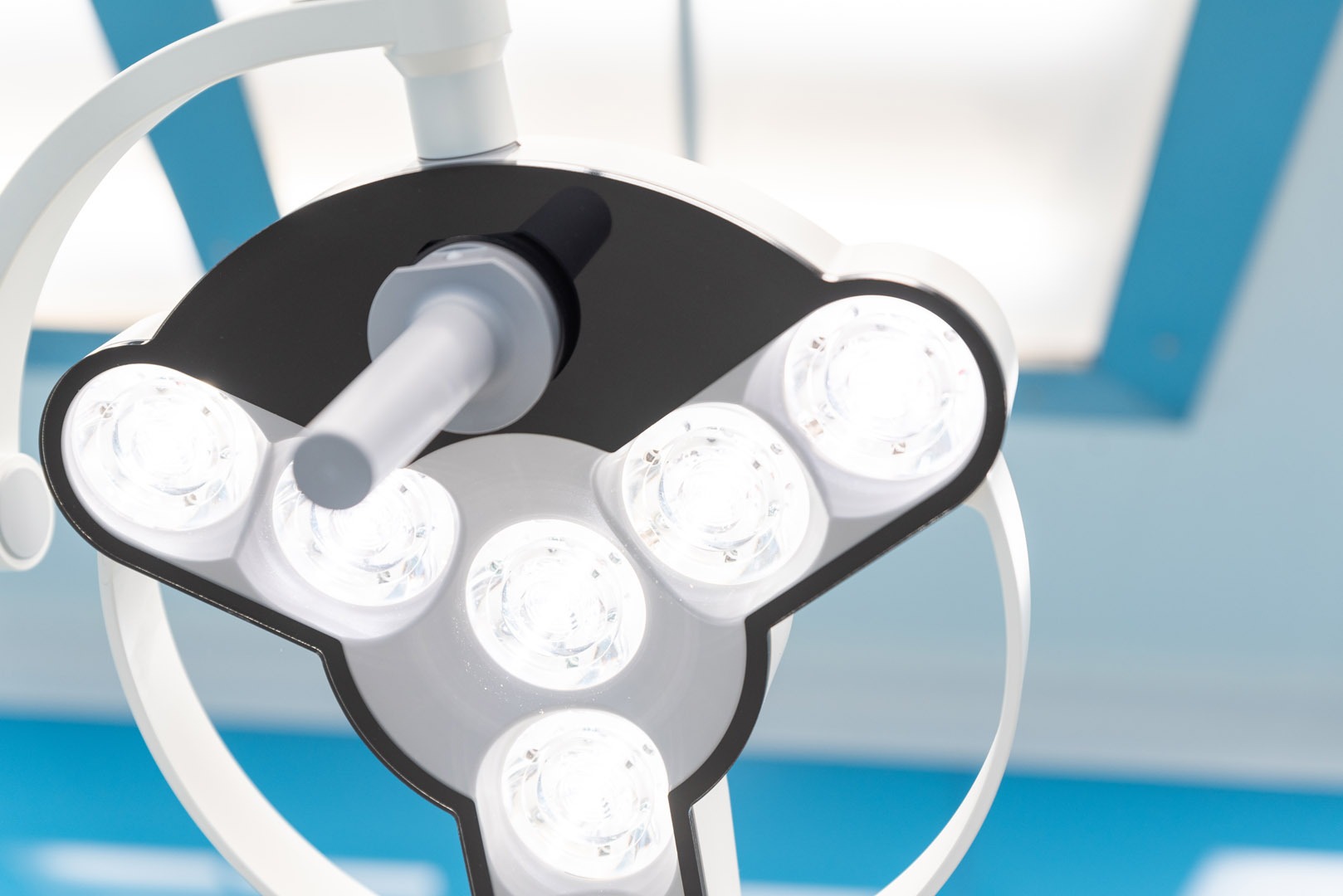 Operating Ceiling – OPIKAR – HVAC & Cleanrooms